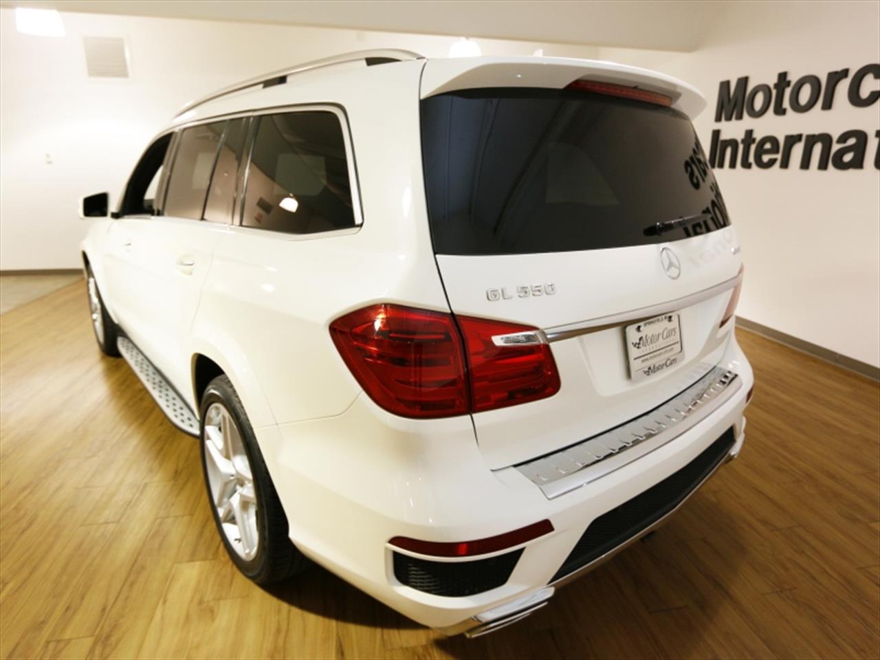 2015 Mercedes Benz GL550 4Matic